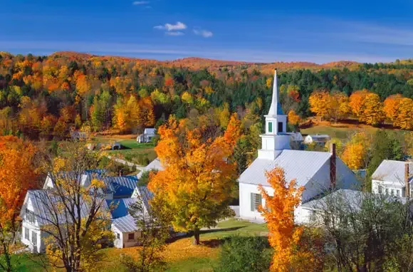 10 Best Fall Foliage Destinations in the World