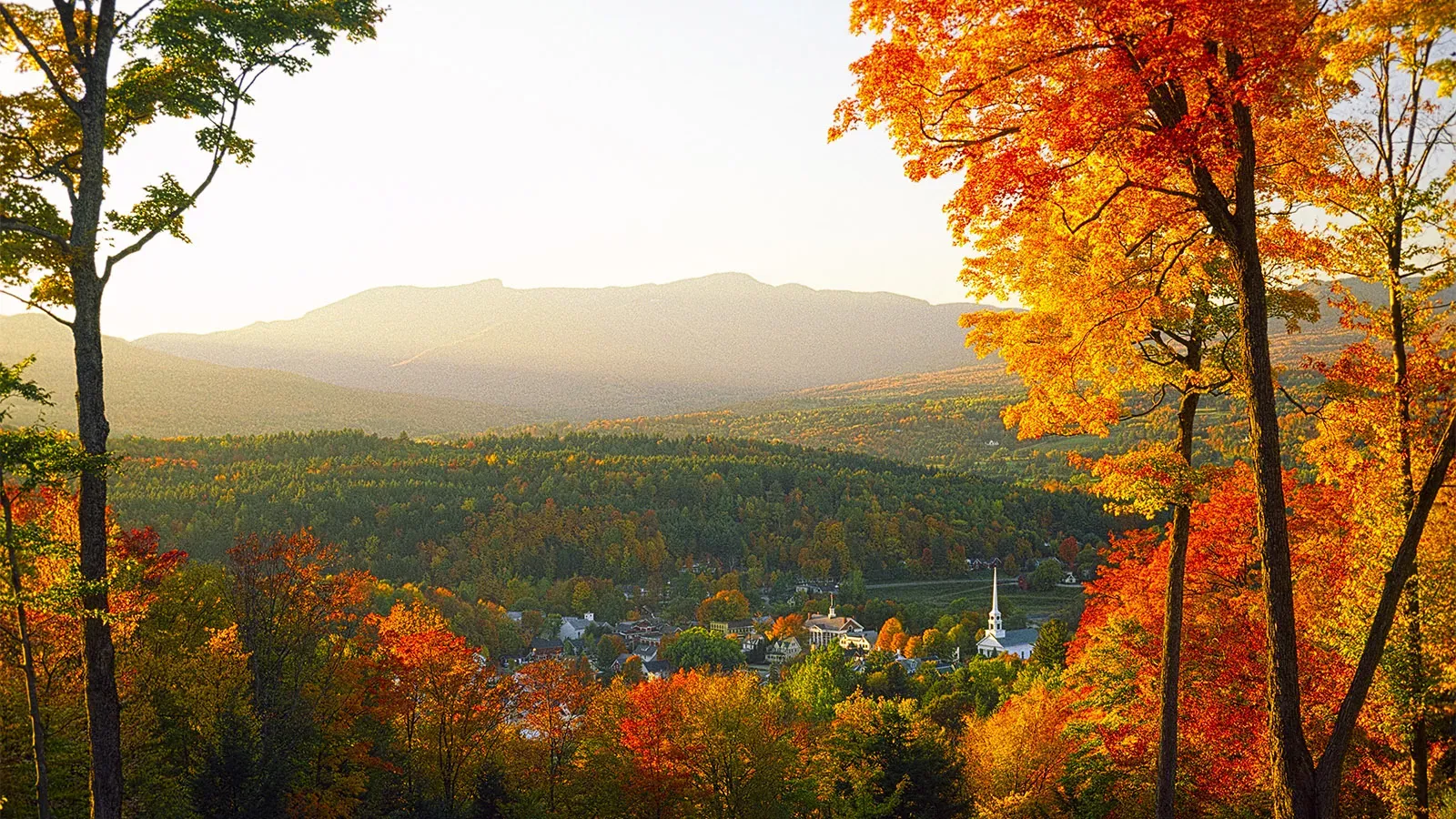 10 Best Fall Foliage Destinations in the World