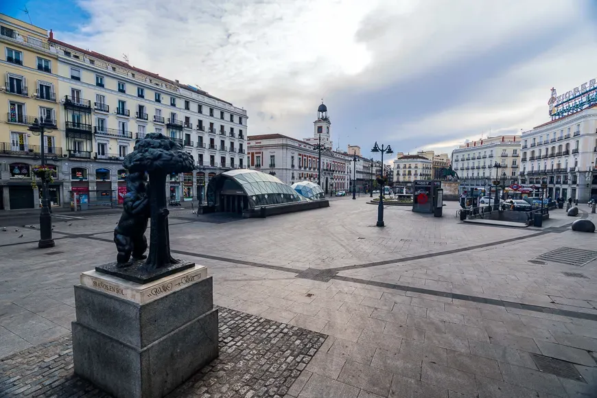 10 Empty Cities That Look Eerily Beautiful Without Crowds