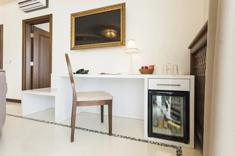 10 Mistakes You're Making at the Hotel