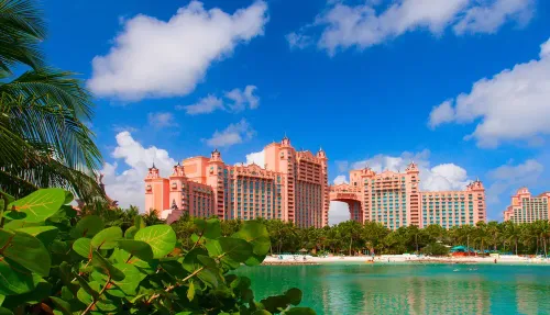 10 of the World’s Most Famous Hotels