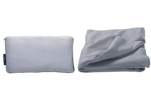 The 12 Best Travel Blankets to Keep You Warm on the Plane