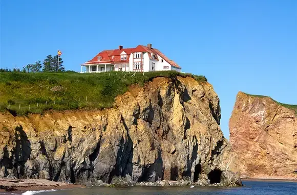 17 Surprising Reasons to Visit Quebec and Montreal This Summer