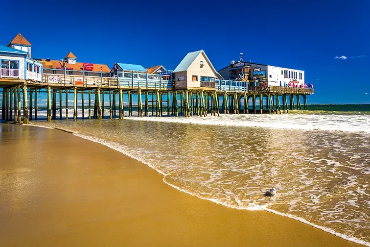 14 Best East Coast Beaches for Families