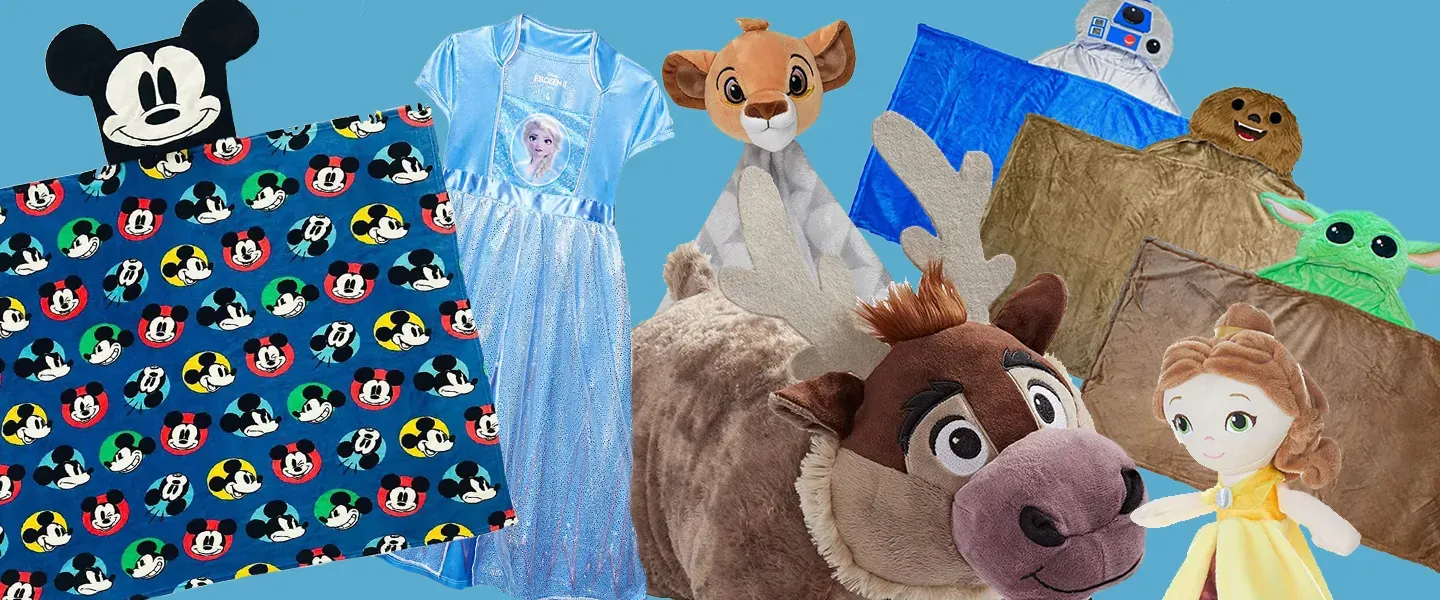 The 14 Best Cozy Gifts for Disney Fans | Family Vacation Critic