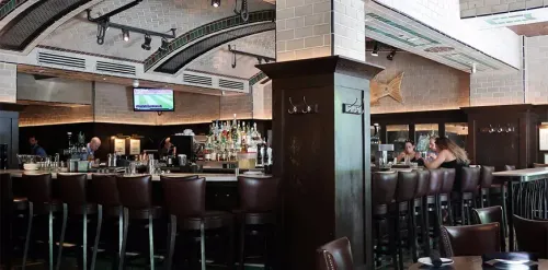 22 Amazing Philadelphia Restaurants (That Aren't Known for Cheesesteaks)