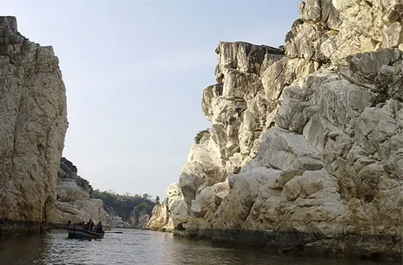 27 Amazing Natural Wonders in Asia