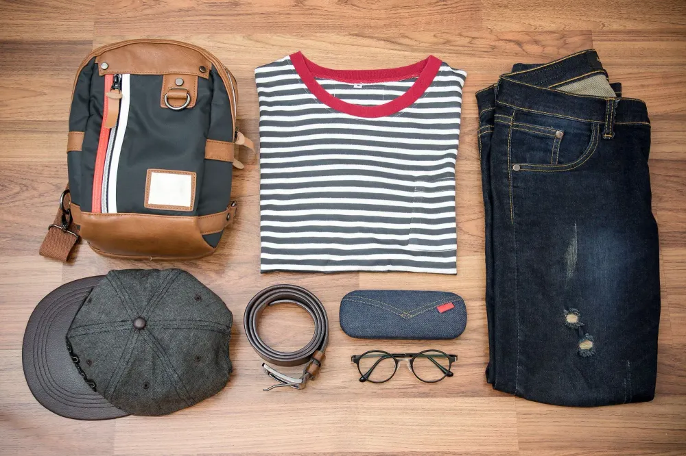 5 Items That Make up the Perfect Plane Outfit for Men