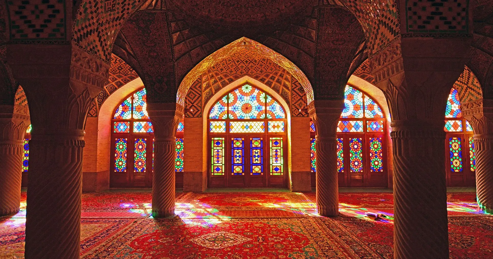7 Beautiful and Unique Mosques Around the World