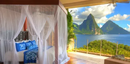 7 Gorgeous Open-Air Hotel Rooms You Have to See to Believe