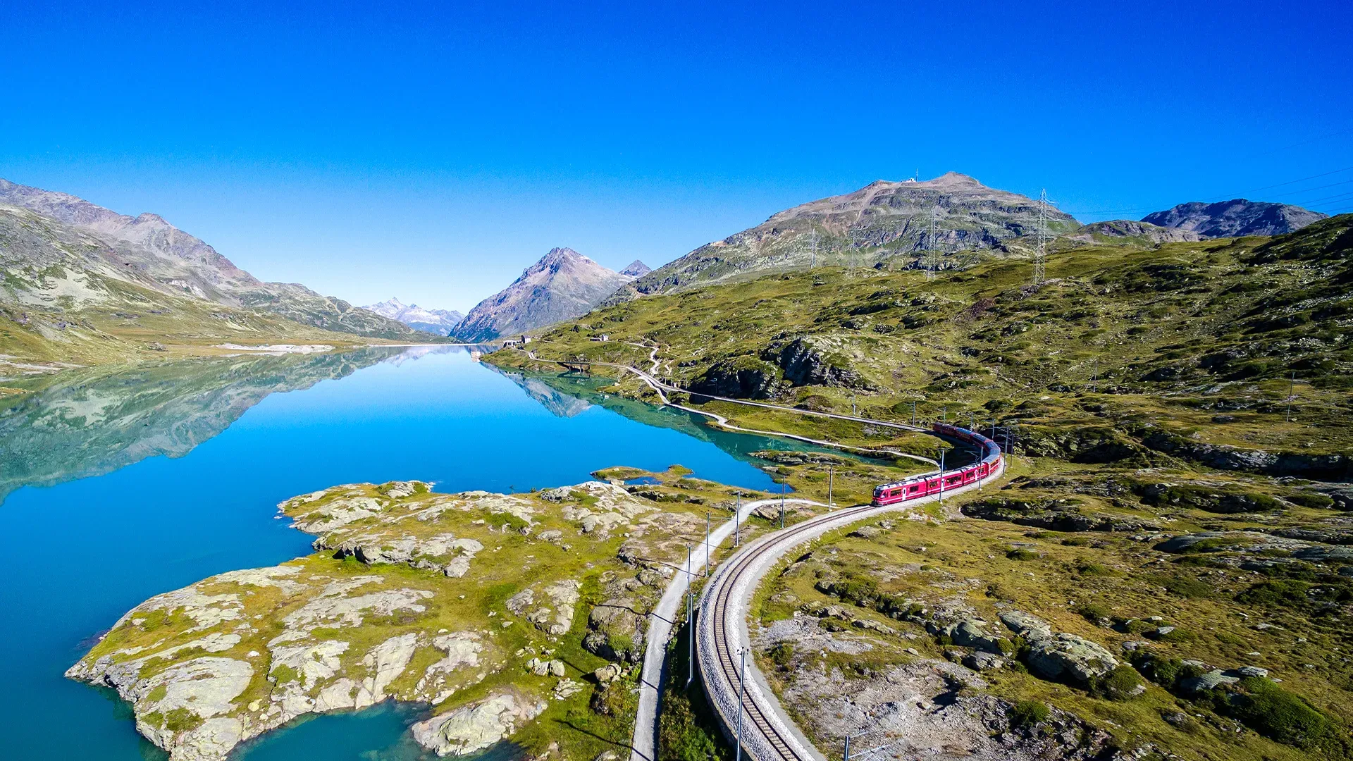 These 7 Relaxing Train-Ride Videos Are Taking Us With Them on Vacation