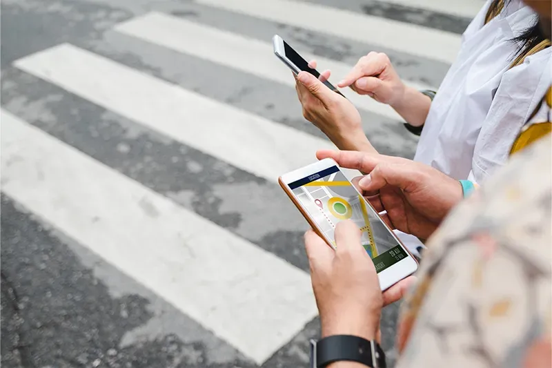 8 Genius Ways to Preserve Your Phone's Battery Life While Traveling