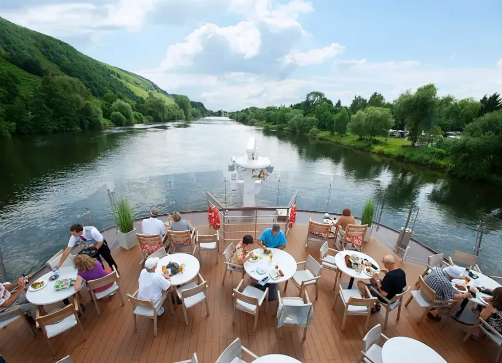 8 Reasons You Should Go on a River Cruise