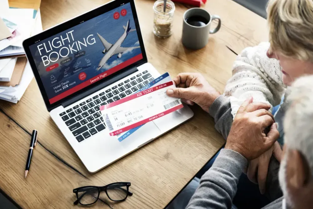 The 9 Best Holiday Travel Tips for 2021 | SmarterTravel