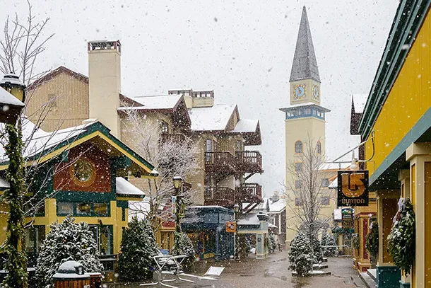 A Car-Free Ski Weekend in Vermont? It can be done (At Stratton)