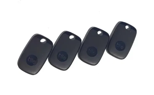 The 8 Best Luggage Trackers for Travel | SmarterTravel
