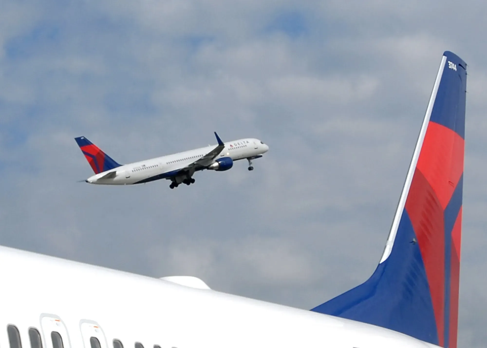 Delta Bulks Up With Acquisition of Northwest's Mileage Program