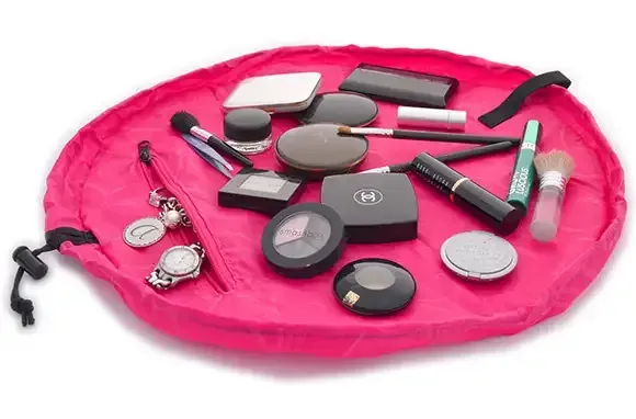 How to Store and Organize Your Travel Stuff at Home