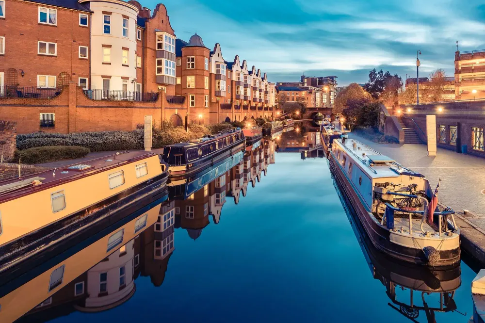Important Travel Safety Tips for Birmingham, England