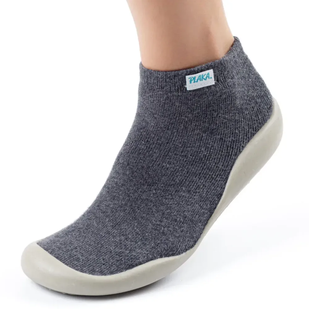 Plaka Slipper Socks Review: The Pair of 'Shoes' We're Living in Right Now
