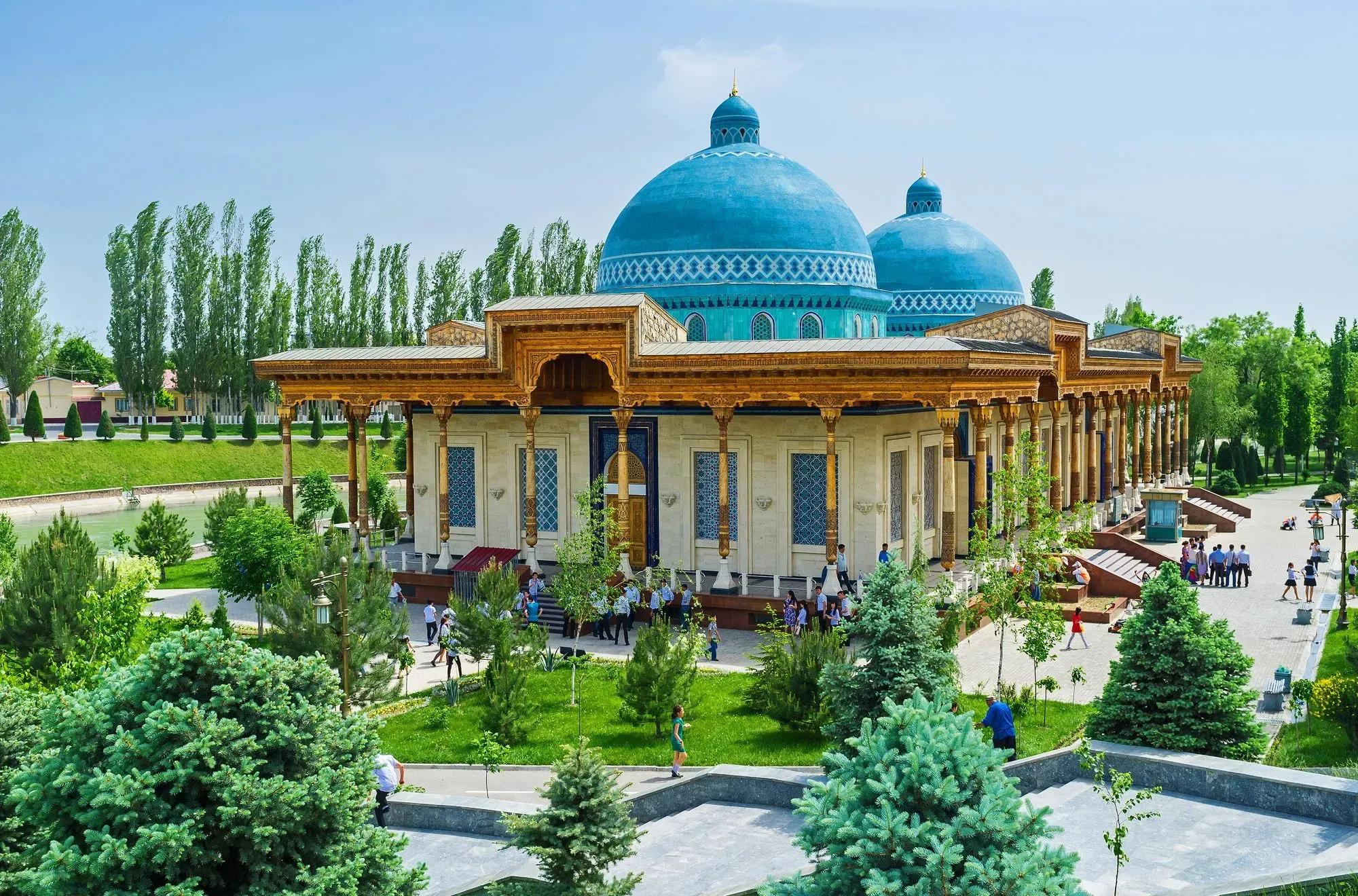 Tashkent Nightlife - Clubs, Bars & Nightlife Tips
