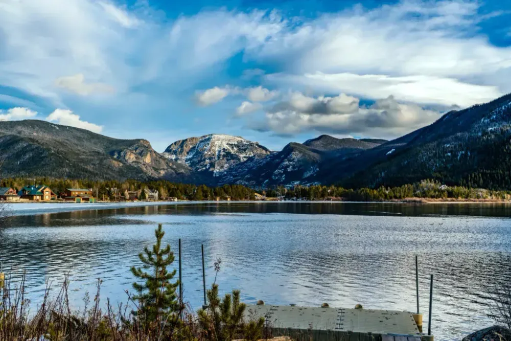 The 10 Best Lake Vacation Destinations in the U.S.