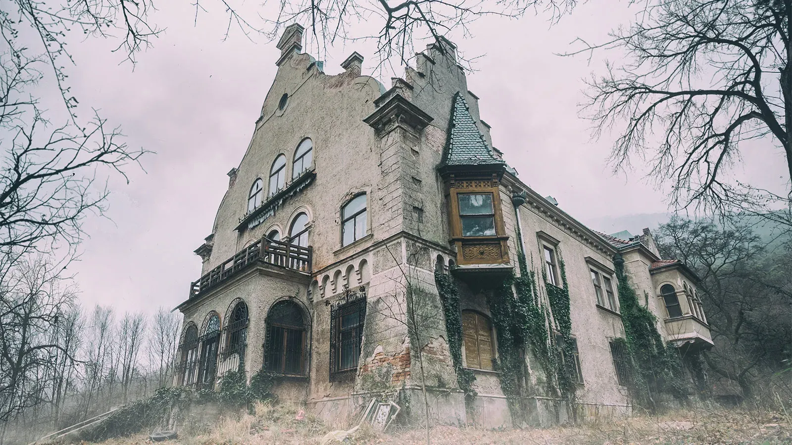 The 8 Creepiest Hotels in the World
