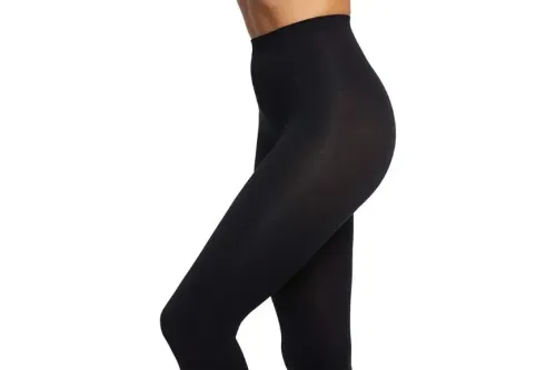 The 7 Best Winter Tights for Travelers