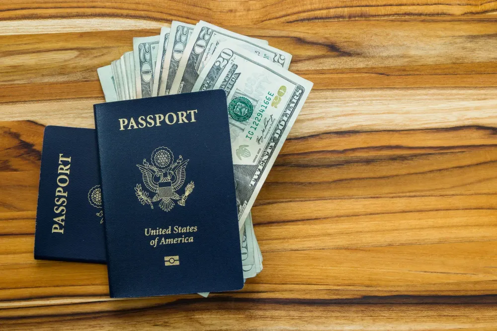 The Best Way to Carry Money Overseas