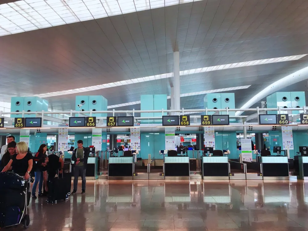Dirtiest Spot in the Airport is Something You're Probably Touching