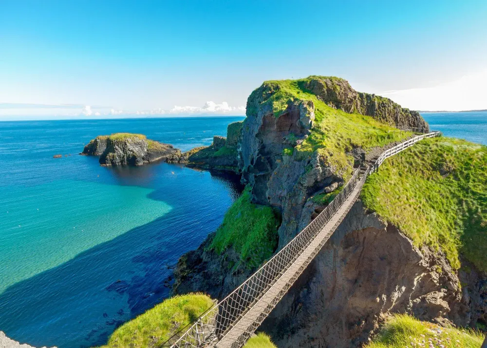 The World's 10 Most Amazing Suspension Bridges