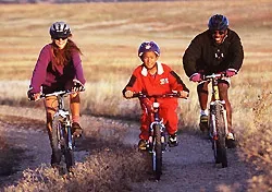 Travelocity's tips and tricks for saving on summer travel