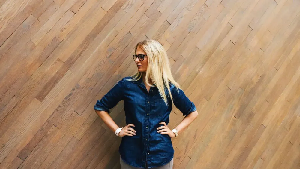 What to Wear When Flying First Class